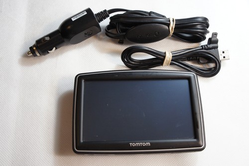 TomTom XL 5" Portable Vehicle GPS 4ET0.001.01 w/ Traffic Receiver | eBay