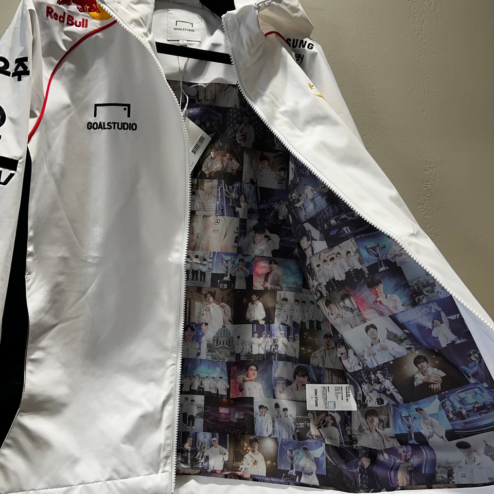 Goal Studio T1 2024 Uniform World Champions Jacket White Marking ZOFGK ...