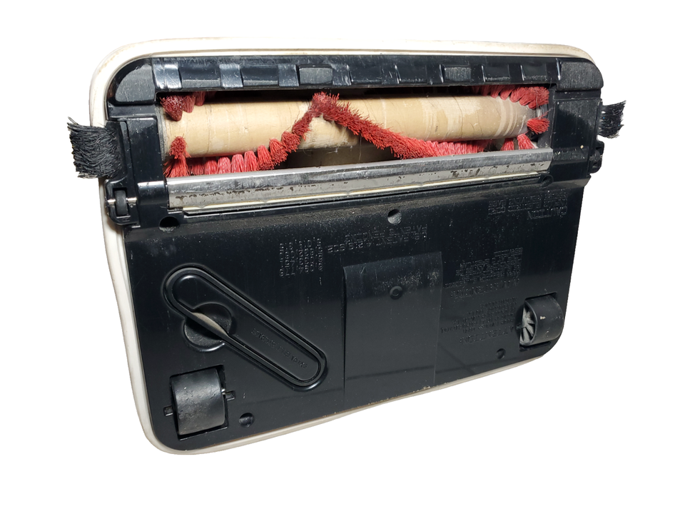 Oreck XL2 Upright Vacuum Cleaner White with Extra Bag, Manual and Belt ...