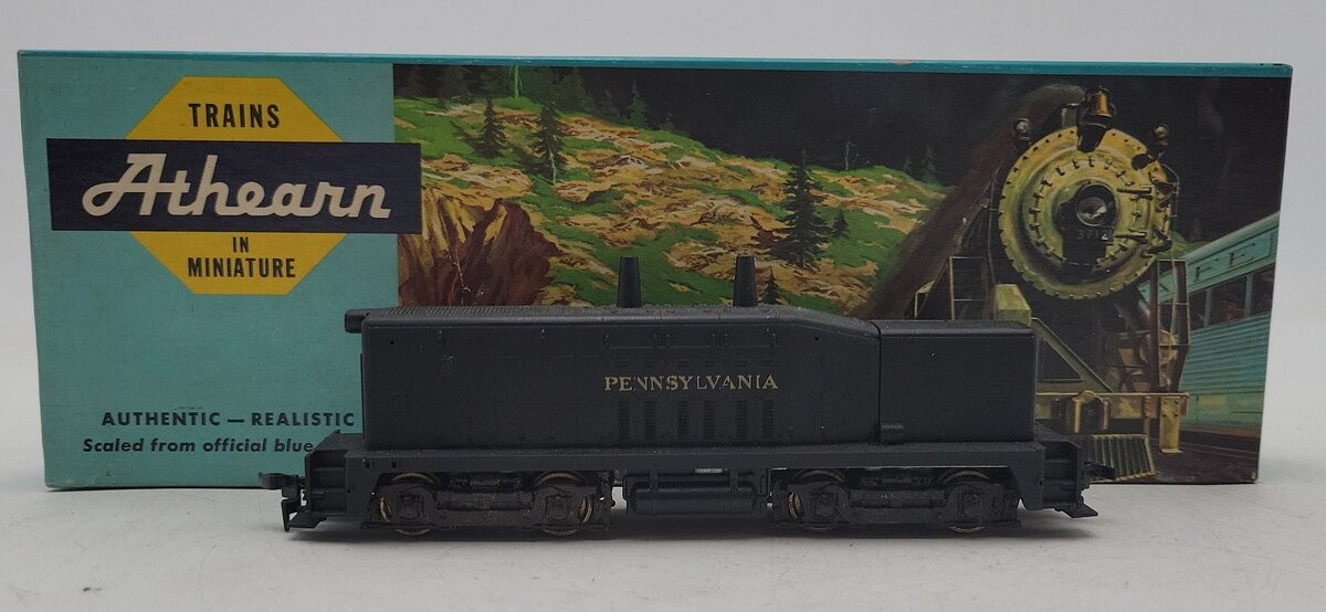 Athearn 4083 HO Pennsylvania SW7 Calf Switcher Dummy Diesel Locomotive ...