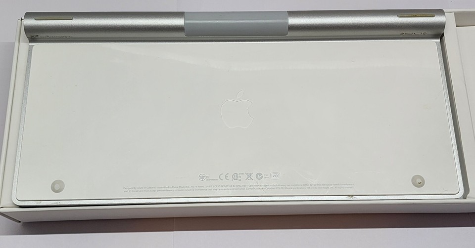 Apple Magic Keyboard A1314 with box tested works - AA battery power ...
