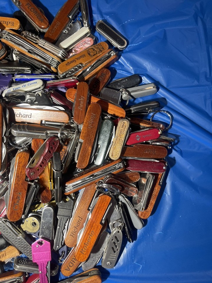 Random Mystery Lot Folding Pocket Knives & Multi-Tools (see description ...