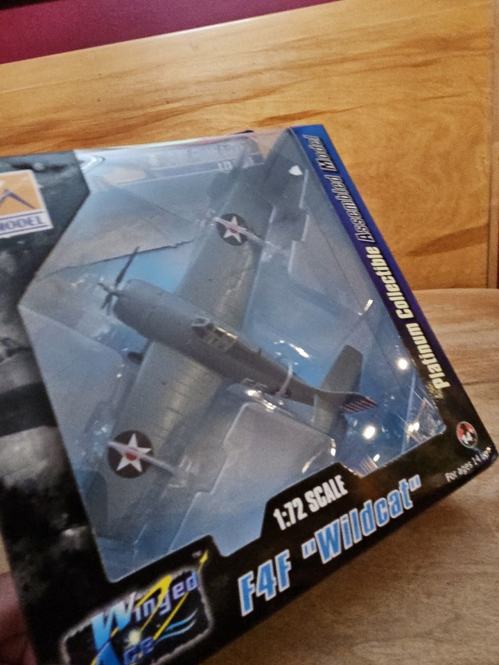 MRC Easy Model Platinum Collectible WWII Aircraft F4F Wildcat 37246 NEW ...