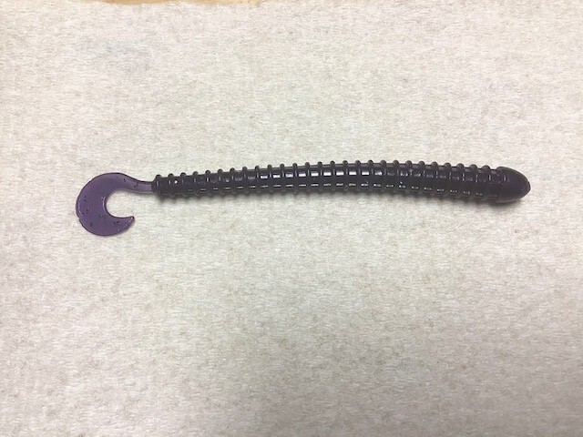 5.5" DISC RING WORMS PURPLE WITH MIXED SOFT PLASTIC WORMS WALLEYE BASS ...