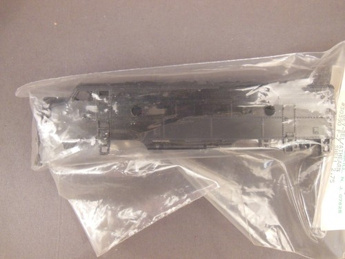 HO SCALE BEV-BEL/ATHEARN F7 LOCOMOTIVE SHELL | eBay