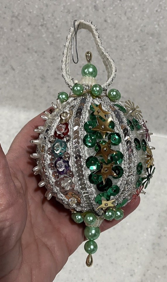 4 Vtg Push Pin Beaded Sequined Satin Christmas Ornaments Handmade MCM *READ* | eBay