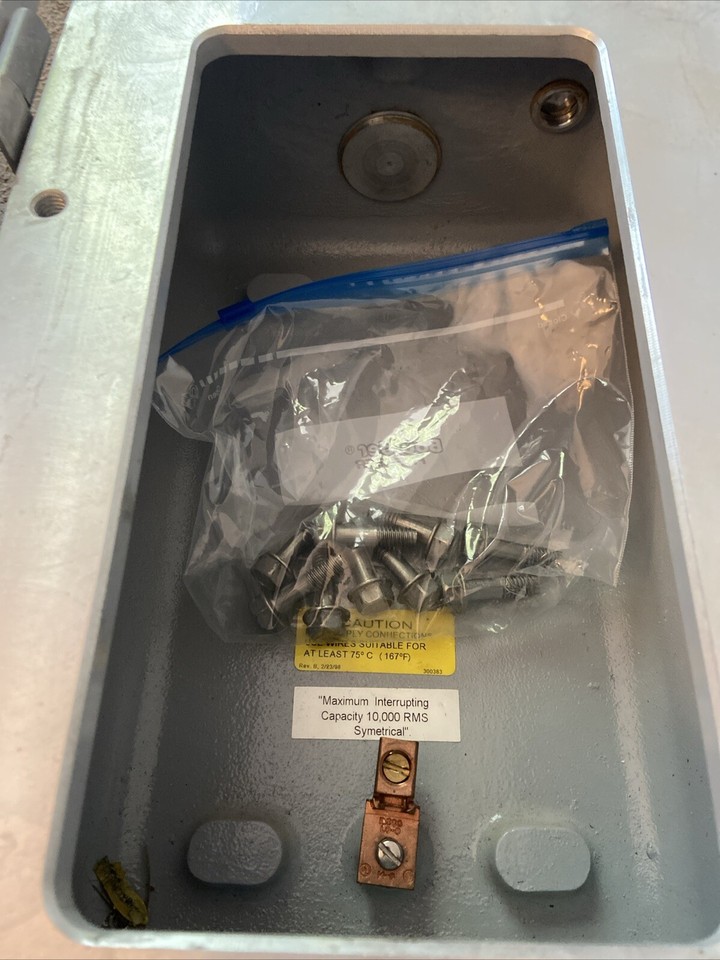 Appleton EBR6034EH50GB Interlocked Receptacle Enclosure With Plug 50 ...