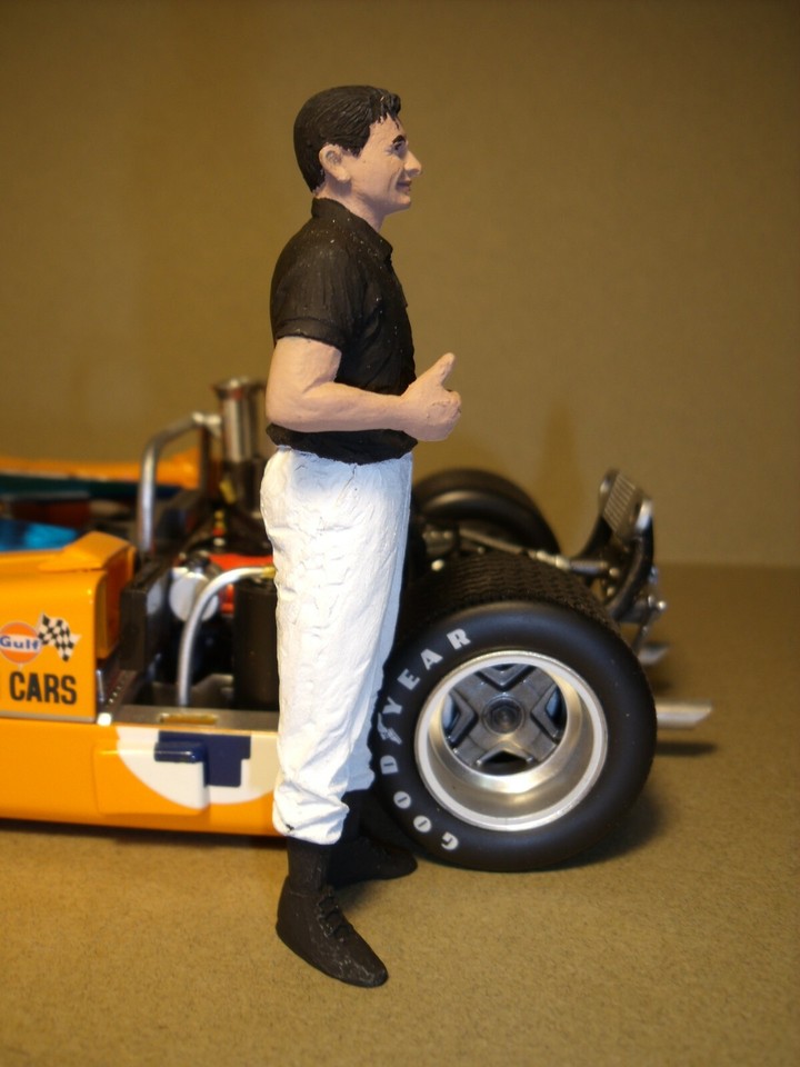 1/18 FIGURE BRUCE MC LAREN VROOM PAINTED FOR SPARK MINICHAMPS GMP CMR ...