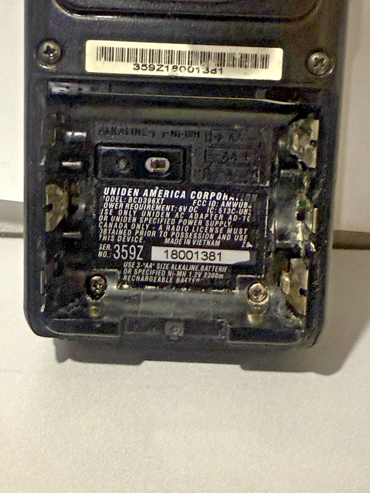 UNIDEN BCD396XT TRUNKTRACKER IV APCO 25 Digital Handheld Bearcat Police ...