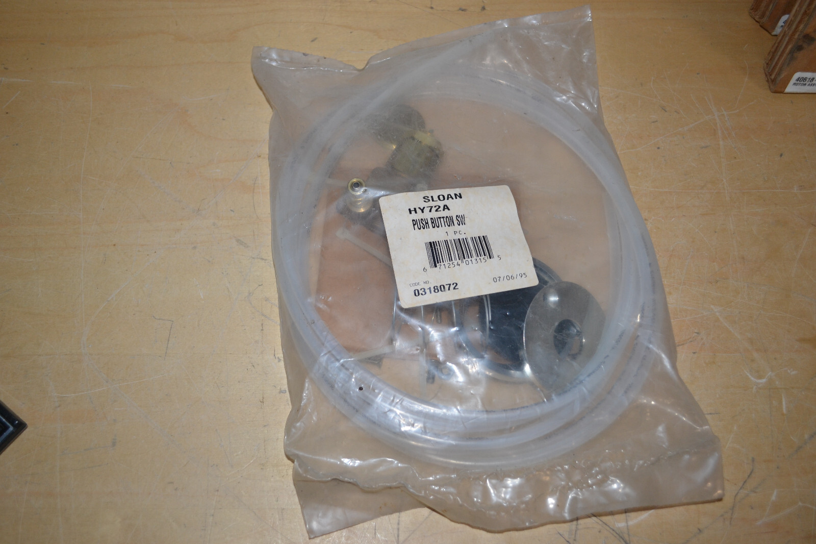 Sloan HY-72-A SW - Hydraulic Push Button Actuator (0318072) for sale ...