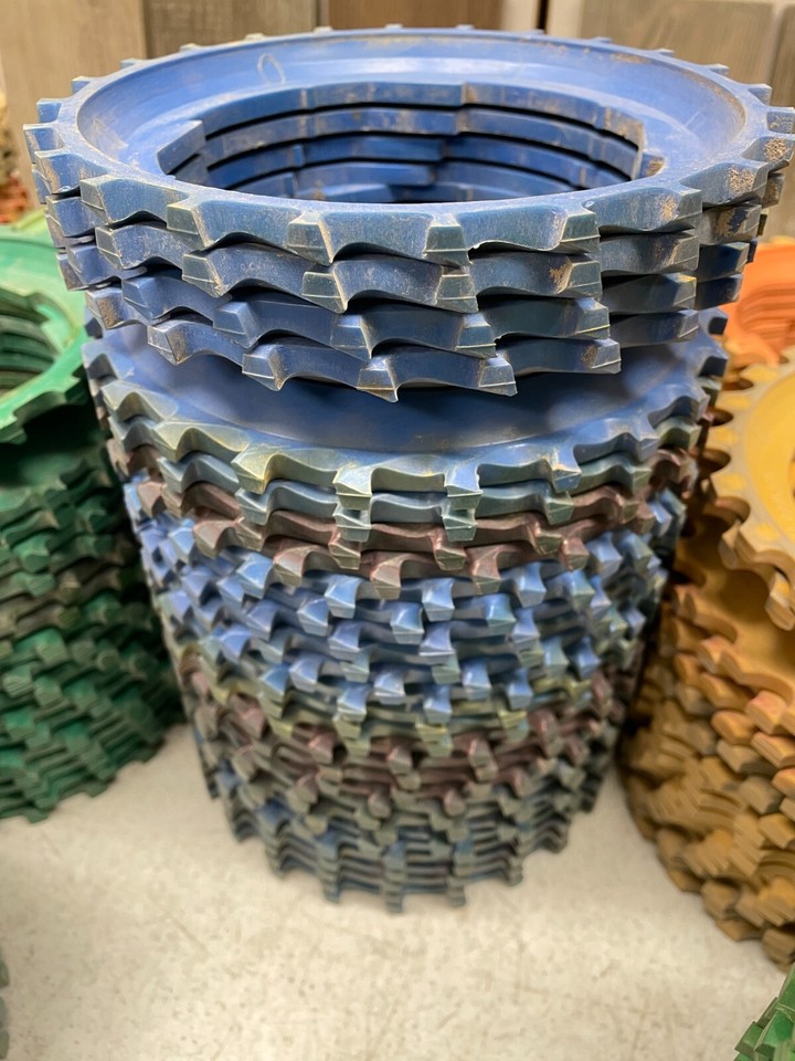 John Deere Lustran Planter Plates | eBay