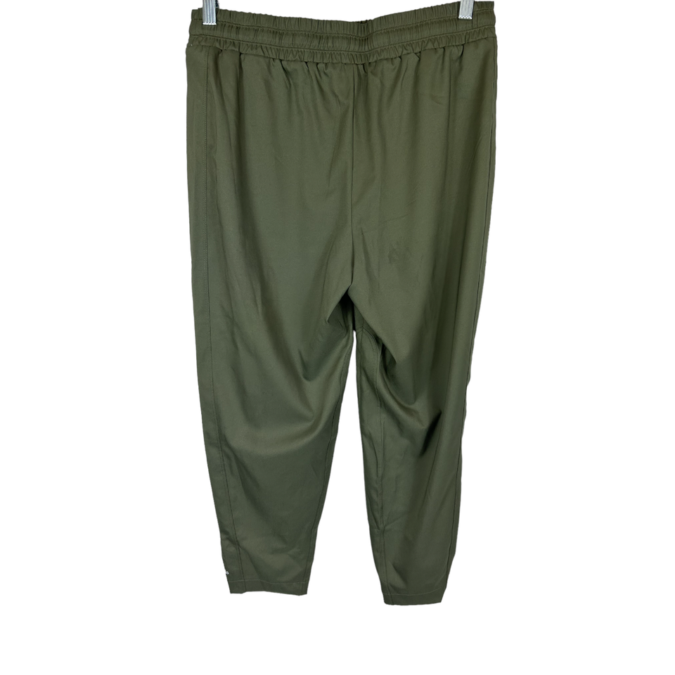 zuda Women's Petite Pull-on Cityscape Ankle Length Pants Solid Olive ...