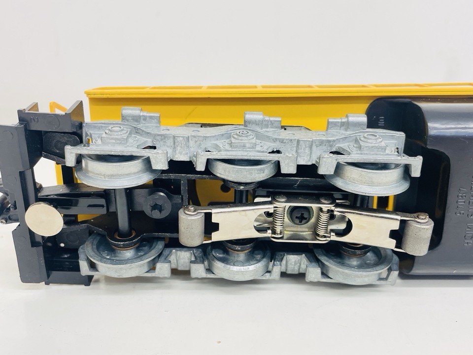 Lionel Southern Pacific U36C Diesel Locomotive & Non-Powered Dummy 6 ...