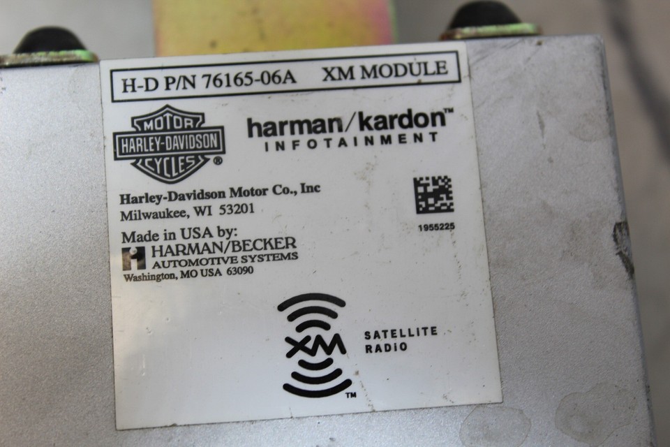 06-13 Harley Touring OEM Harman Kardon XM Satellite Radio Module | eBay