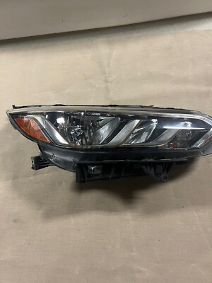 2020 2021 2022 Nissan Sentra OEM Halogen Headlight Passenger side RH ...