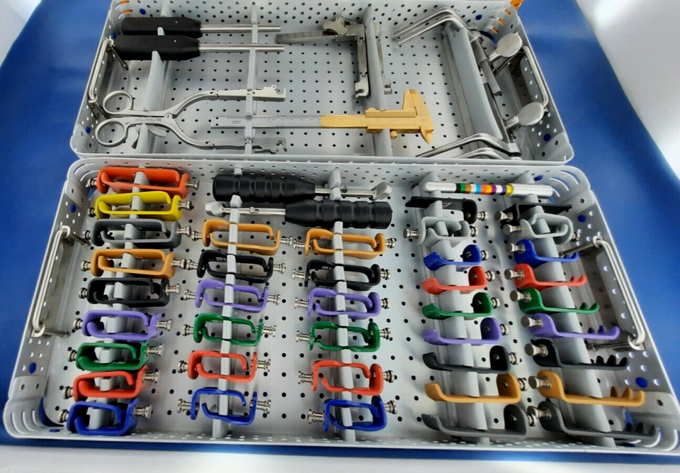 TEDAN Phantom CS 1600 Cervical Retractor Spine Instruments Set High ...