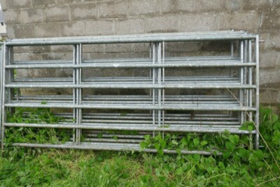 IAE Cattle Race Hurdle 10' 3050mm (6 Rail) Height 1525mm Mobile Cattle ...