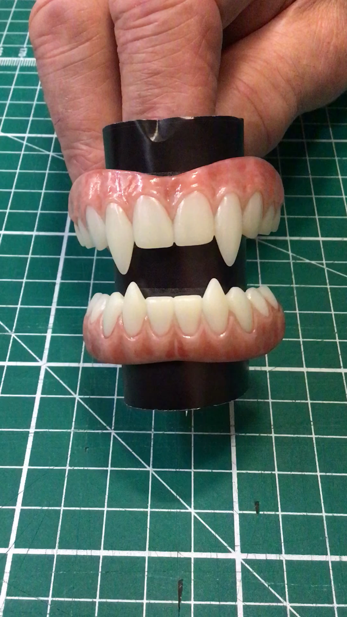 Real Vampire Teeth Tooth Gems And Custom Fangs In New Orleans, LA