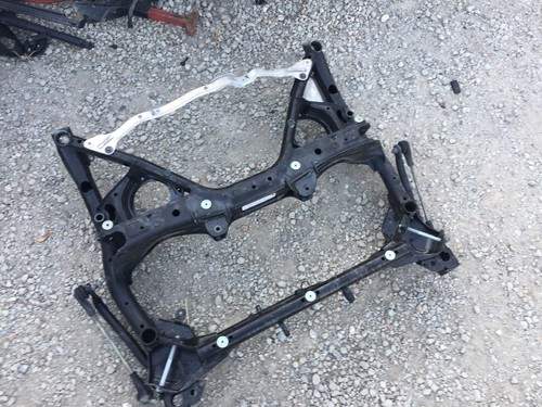 2012-2015 BMW F30 F31 320i 328i sub frame cross member axle carrier ...