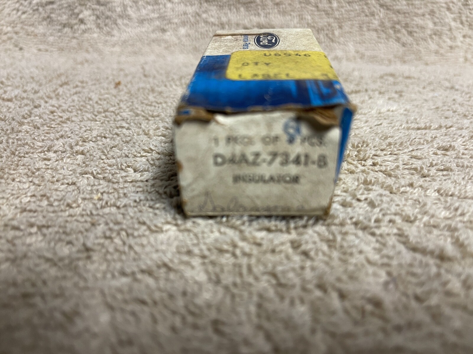 NOS FORD D4AZ-7341-B 1973-1978 THUNDERBIRD SHIFTER LEVER INSULATOR ...