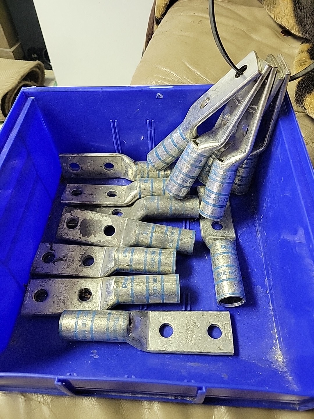 13 Panduit LCCX350-12 P76 Compression Str/Flex Lugs 350KCMIL 1/2 Stud ...