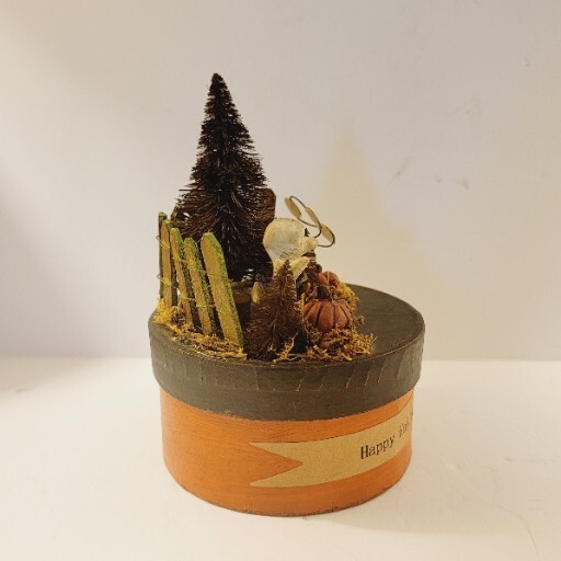 ESC Trading 2002 BOO Backyard Scenery Box Signed Butler RARE | eBay