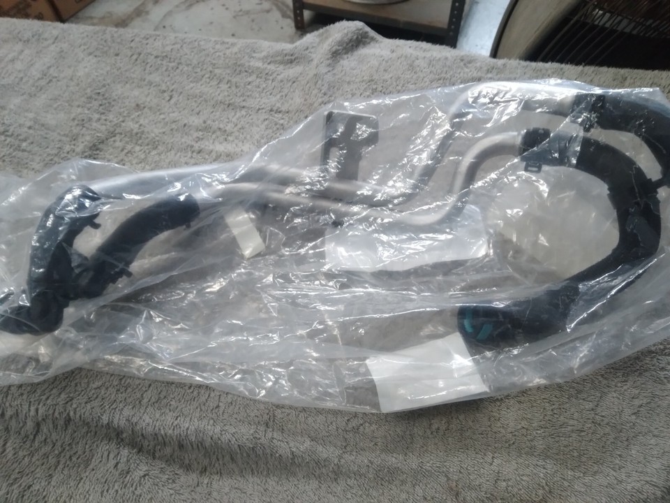 LR050880 Land Rover HVAC Heater Hose Assembly 2010-2013 5.0L 2014-2016 ...