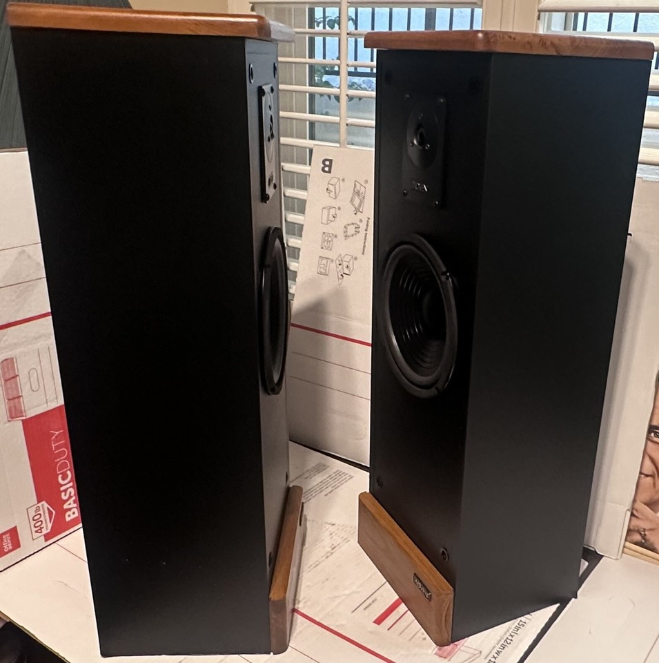 Advent Prodigy Large Tower Speakers | Made in USA | Vintage