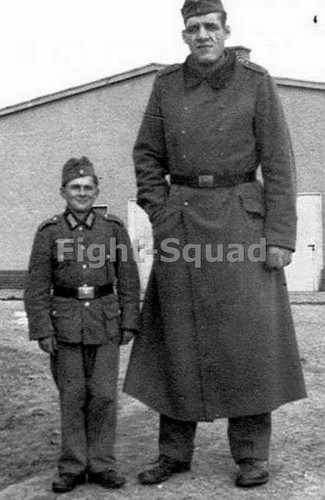 WW2 Picture Photo German Soldiers Small and Large shortest and tallest ...