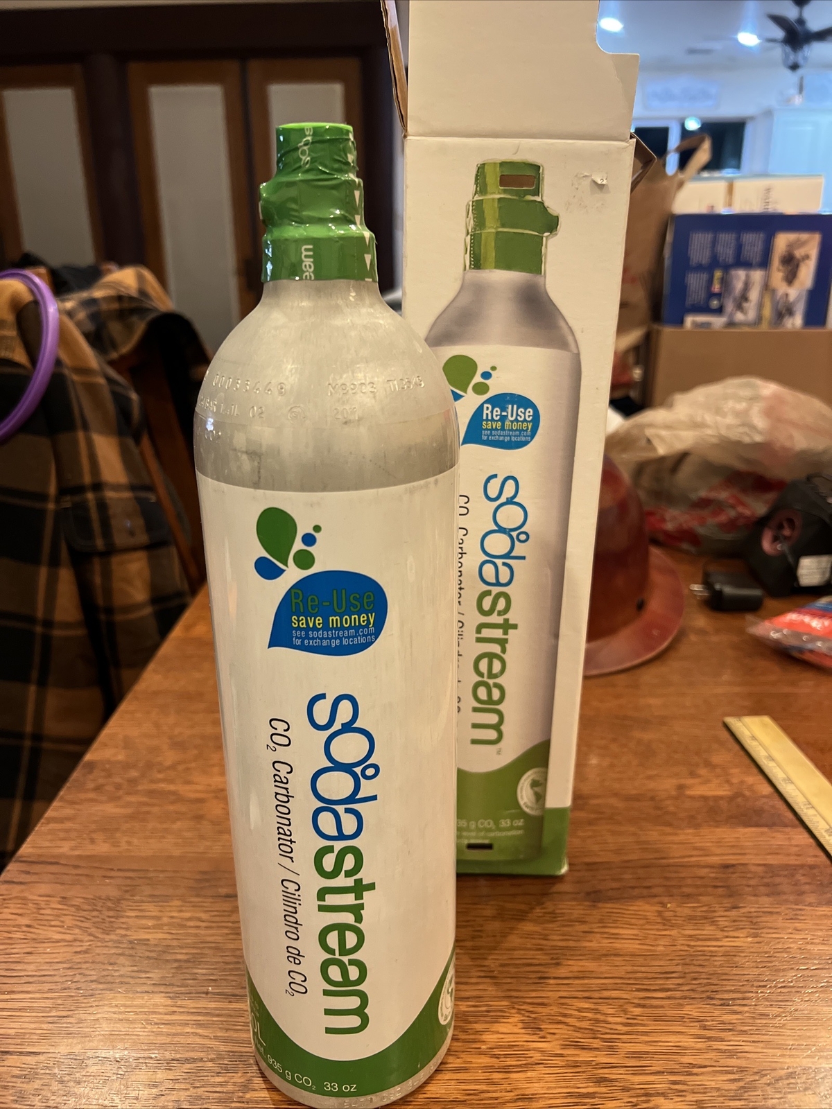 Genuine SodaStream Empty Co2 Carbonator Canister 33oz. 935g 130L for ...