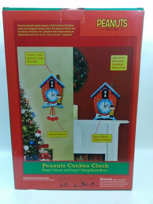 Peanuts Cuckoo Clock-Plays Linus And Lucy Song Each Hour Charlie Brown ...