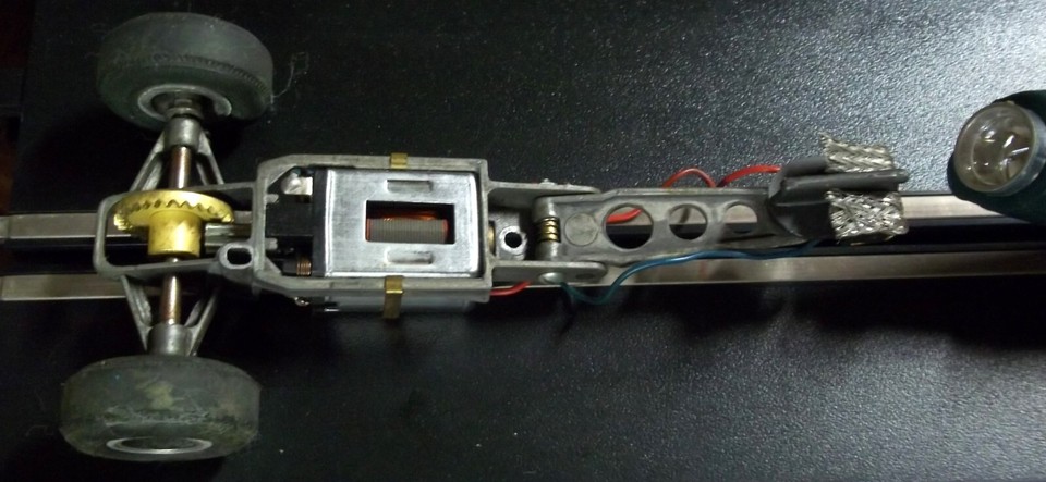 COX VINTAGE 1/24 1/25 BRM F-1 GREEN SLOT CAR RUNNING CHASSIS REVELL KB ...