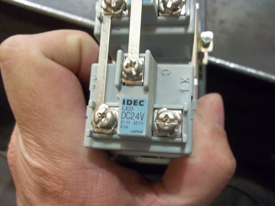 IDEC SLC40N-0107-DHT2FB LIGHT DISPLAY (720) | eBay