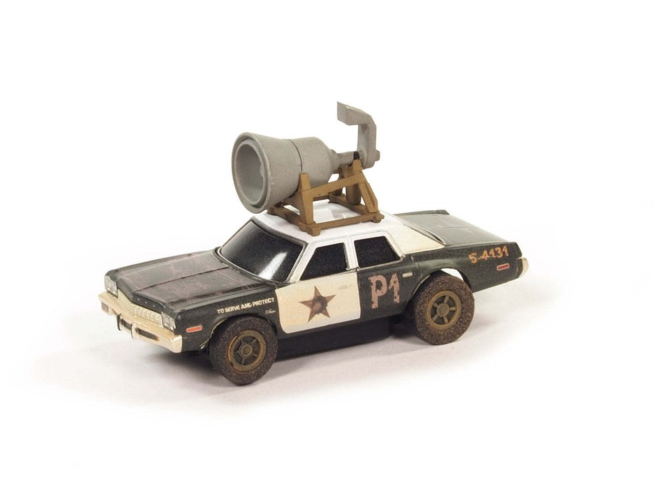 Auto World SRS359 28' Blues Brothers 106 Miles to Chicago Slot Race Set ...