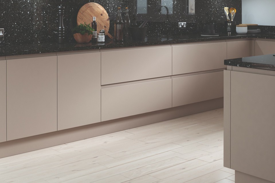 Lucente Matt Cashmere Handleless High Quality Replacement Kitchen Doors | eBay UK