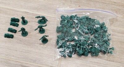 RISK 2210 AD Board Game Replacement GREEN Army Parts Pieces Armies ...