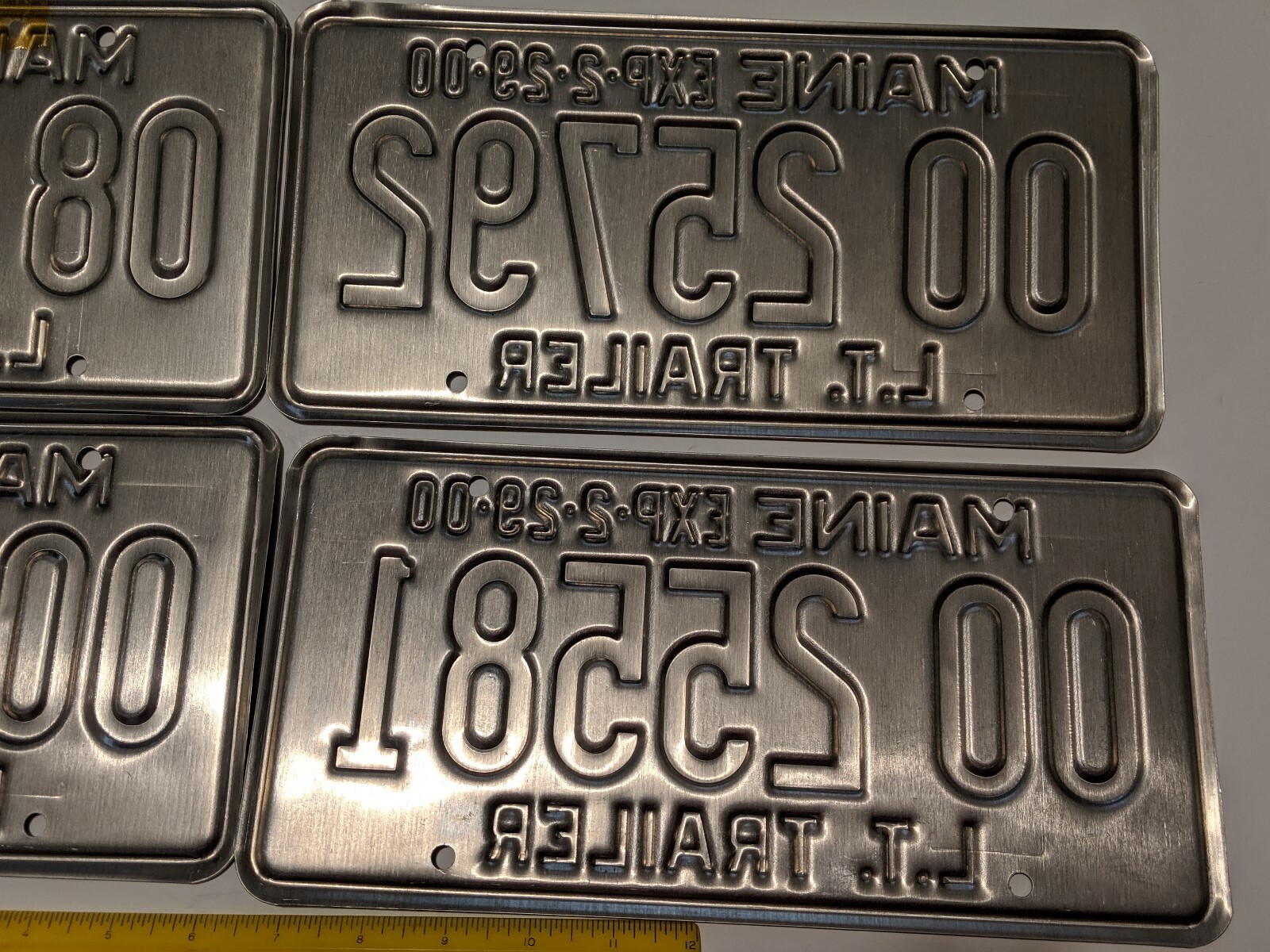 MAINE 4 LOT L.T. TRAILER LICENSE PLATES 08 11079, 00 25792, 00 25592 ...