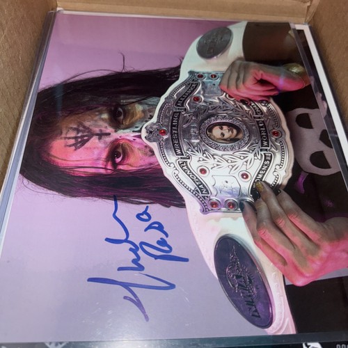 Thunder Rosa AEW Signed Autograph 8x10 Photo w/ COA | eBay