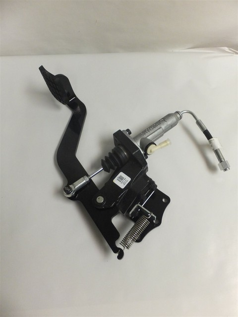 4077719C92 OEM International Clutch Pedal for sale online | eBay