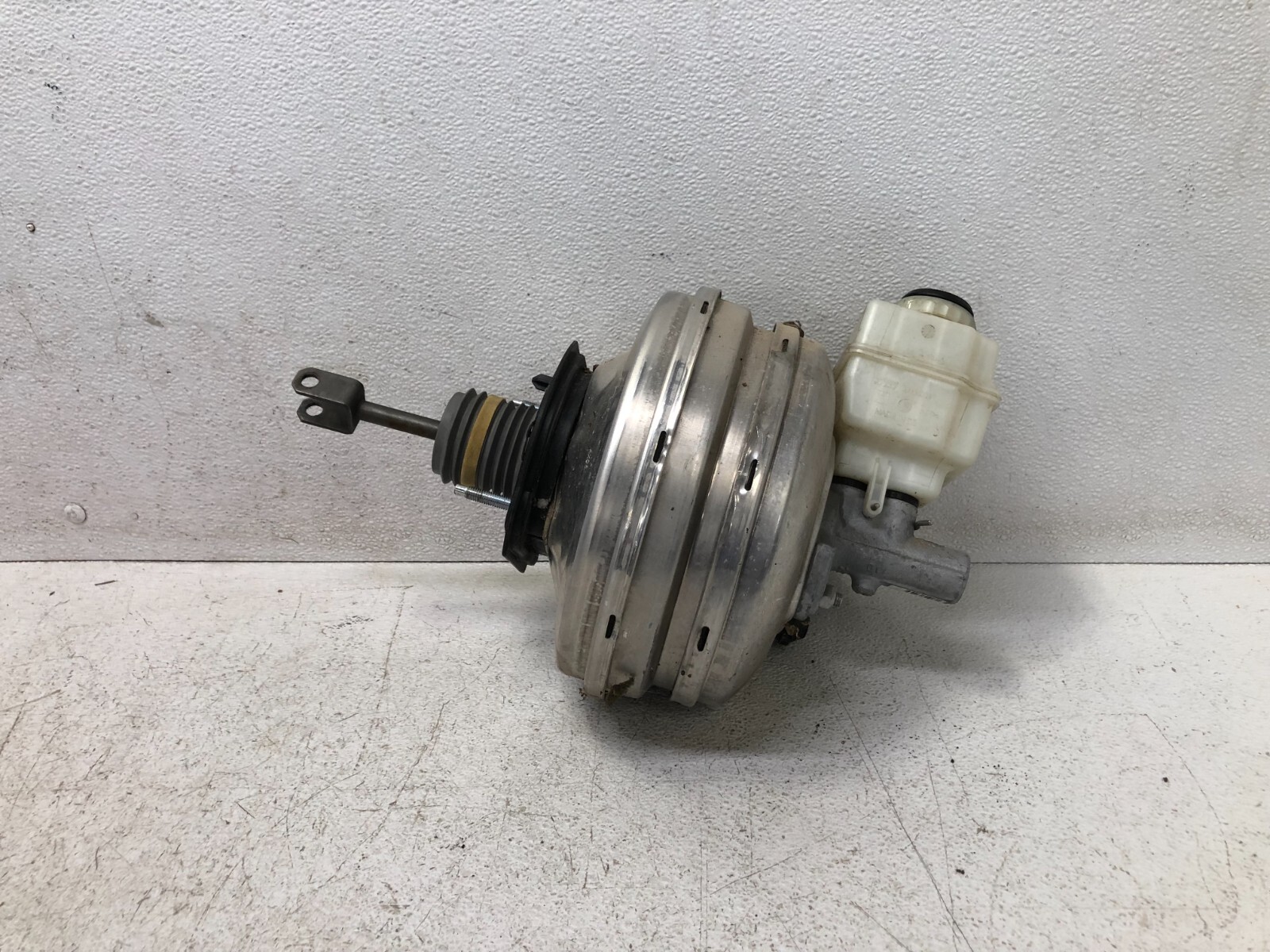 BMW 7 Series F01 F02 Brake Servo Unit Master Cylinder 6790454 6786586 ...