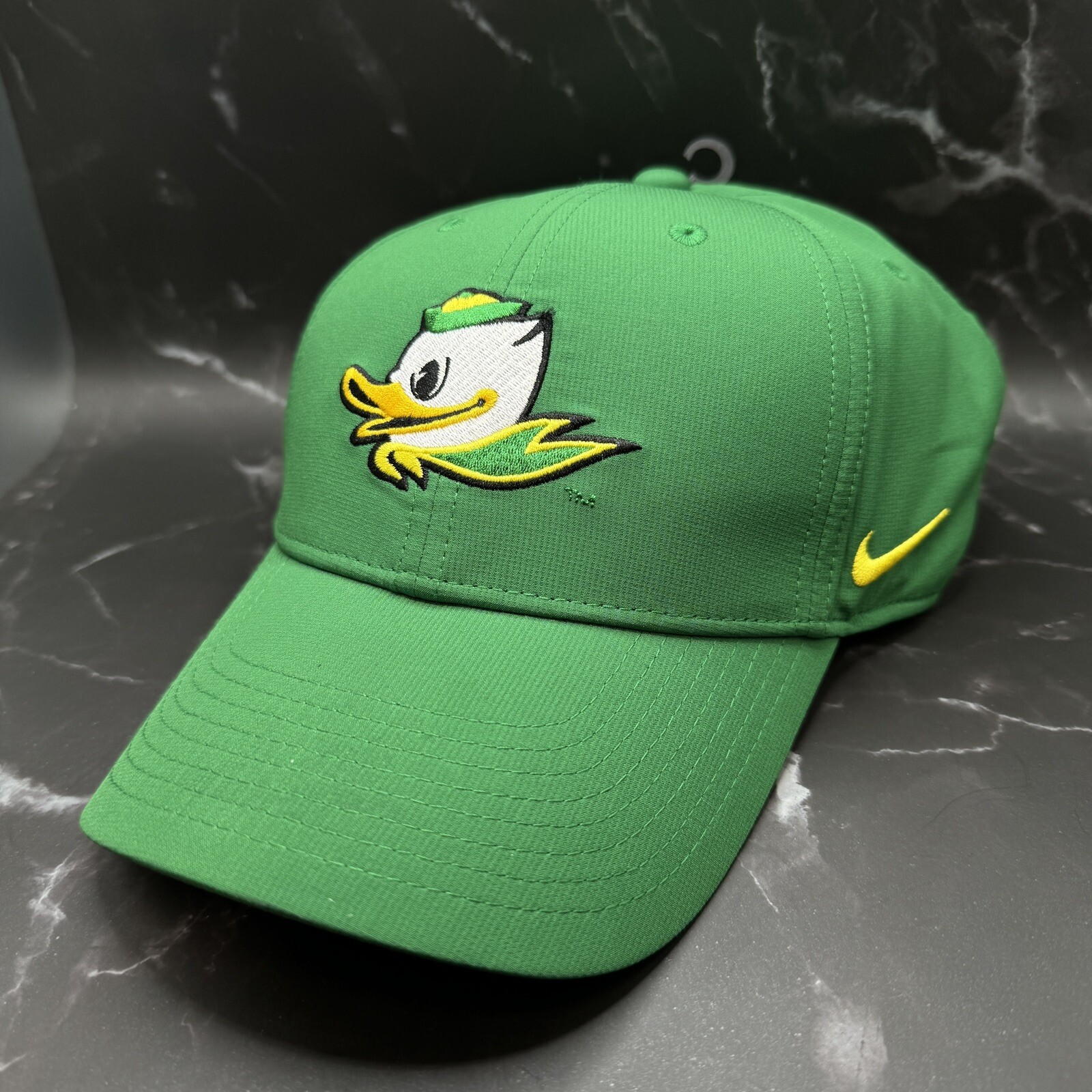 Nike Oregon Ducks Hat Cap Football Duck logo Strap Back Adjustable ...