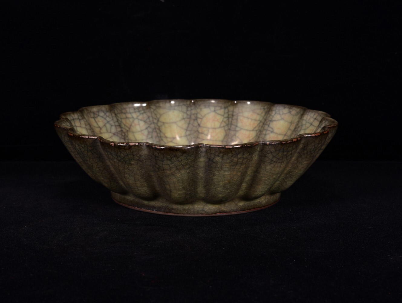 A Pair Collectable Chinese Hand Painting Ge kiln Porcelain Fish Plate ...