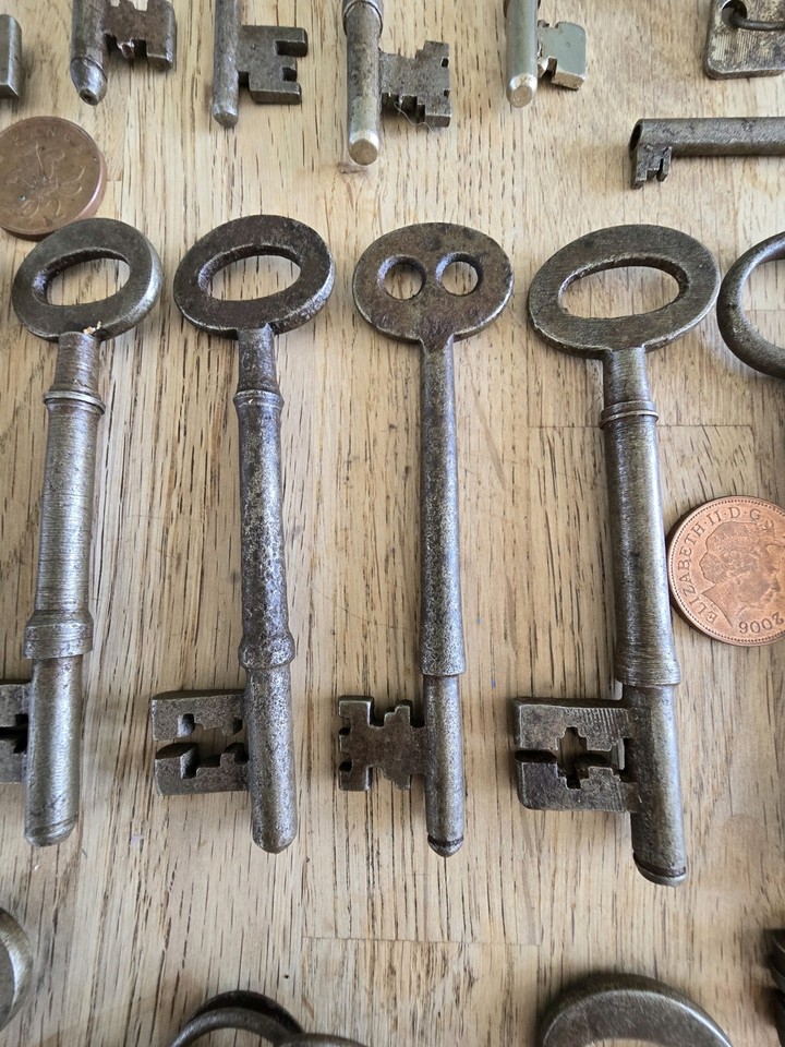 Job Lot Of Keys And Pre Decimal UK coins. Found In Our Stable Bock ...