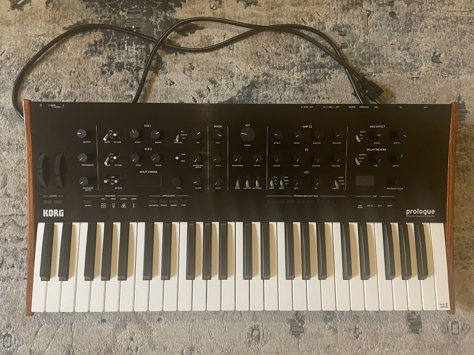 KORG Prologue 8 - 49-key - 8-Voice - Polyphonic Analog Synthesizer -W ...
