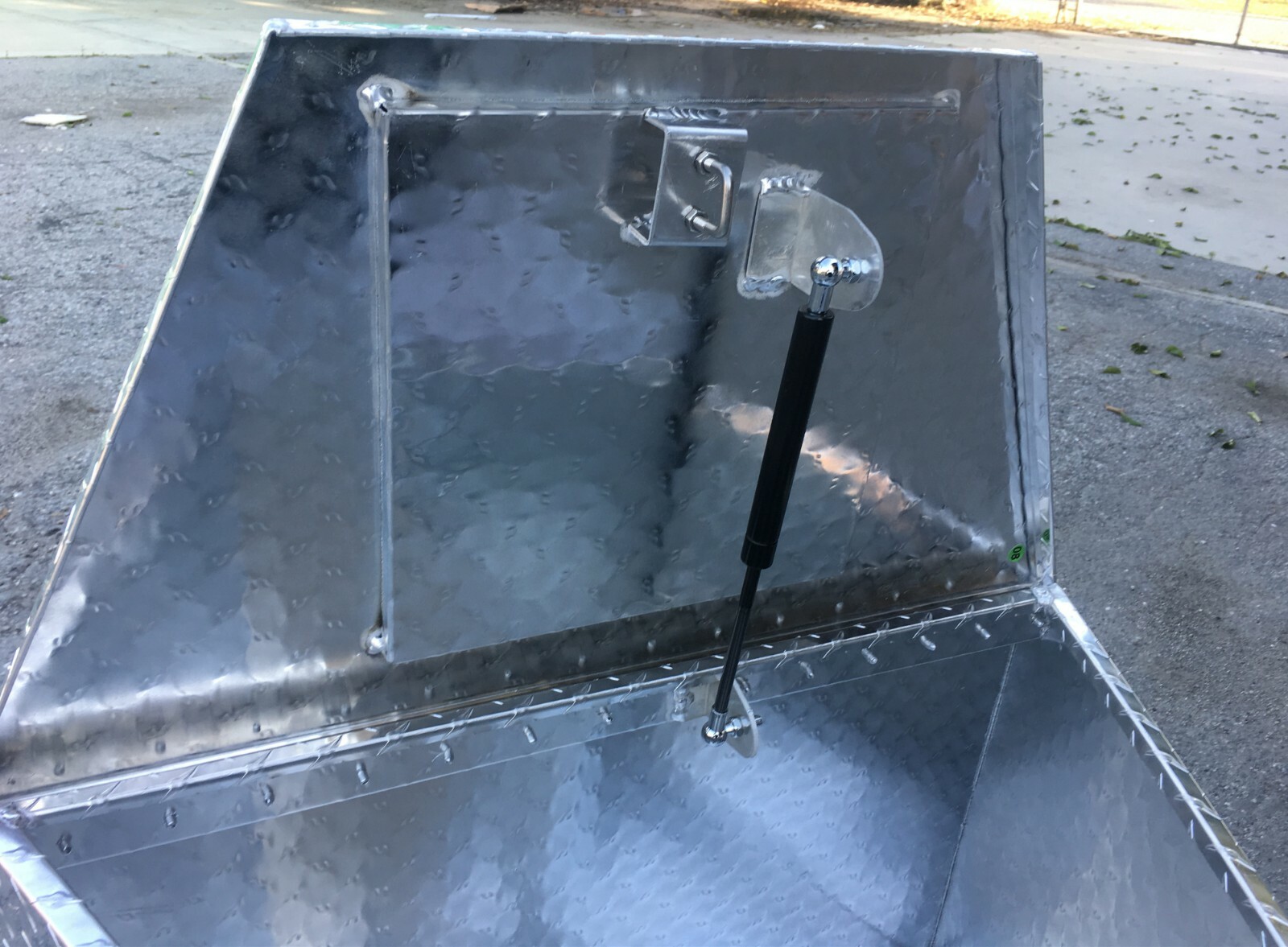 29 & 15 in. Diamond Tool Box Trailer Storage Towing Tractor Bed Truck ...