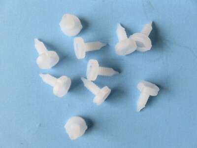 Land Rover Defender Door Card Trim Clips 2006 Onwards EZM500050 OEM ...