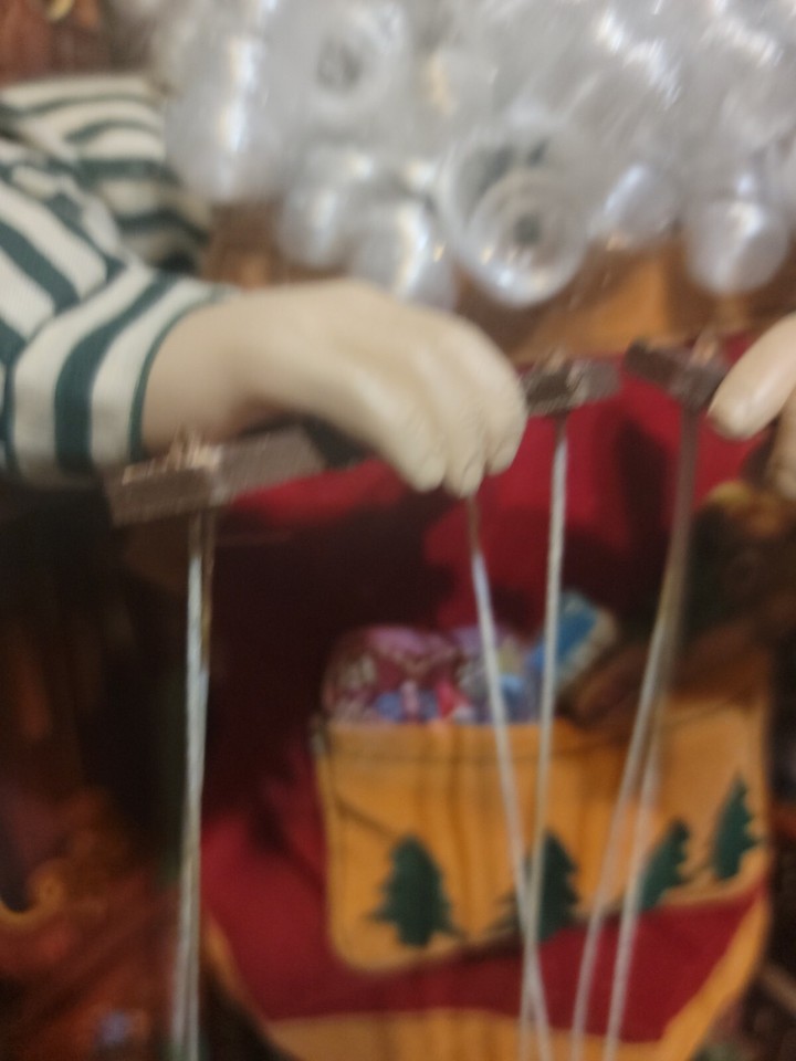 VTG Animatronic Santa Claus Toy Shop Music Box Marionette Puppets RARE ...