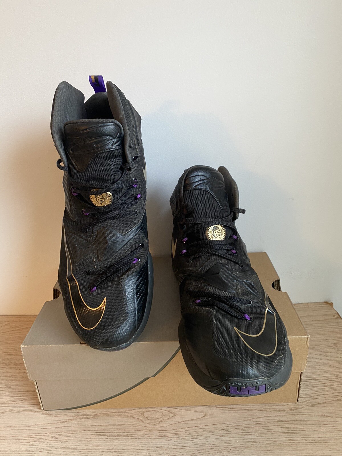 Nike LeBron XIII Pot of Gold Men’s Basketball Sneaker… - Gem