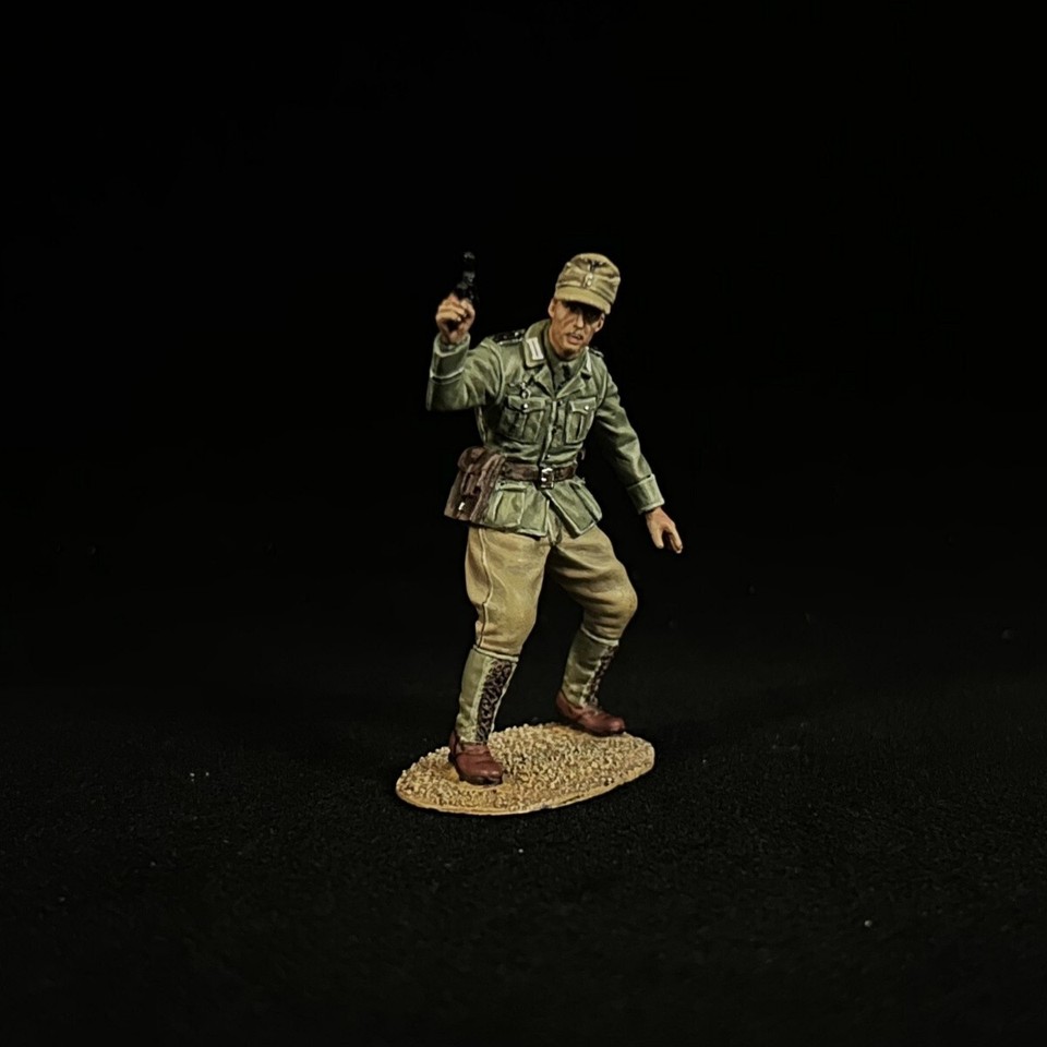 WAR PARK MINIATURES 1:30 WW2 GERMAN AK006 AFRIKA KORPS OFFICER ...