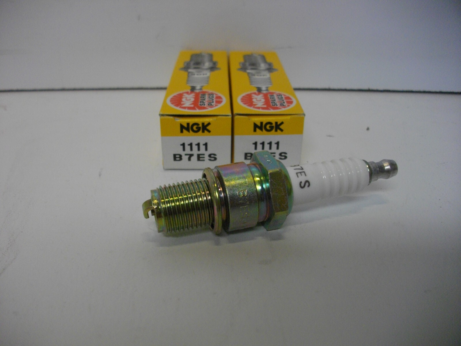 NGK B7ES - Alternative spark plugs